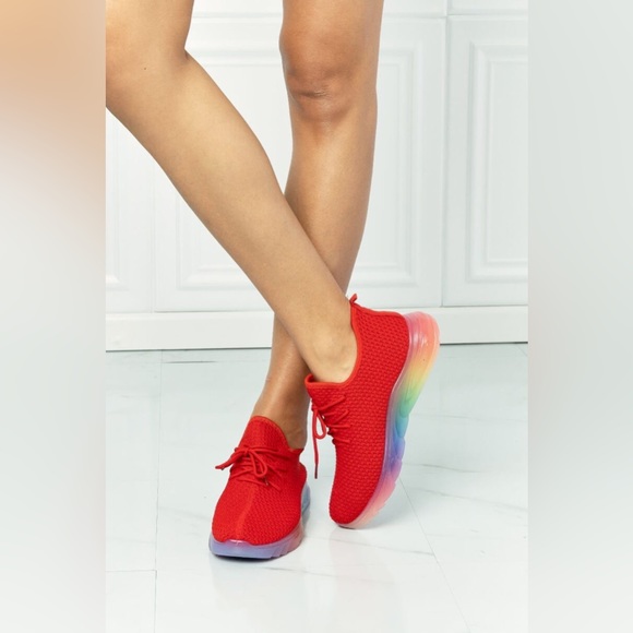 La Sheelah | Shoes | La Sheelah Runners Delight Color Block Laceup ...